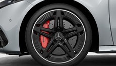 Аеродинамічно оптимізовані легкосплавні диски AMG 48,3 см (19") у ...